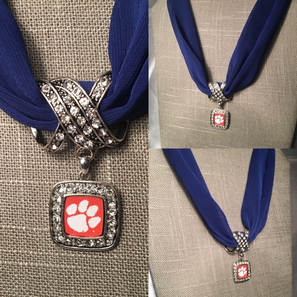 Jewelry | Lady College Spirit Choker | Poshmark